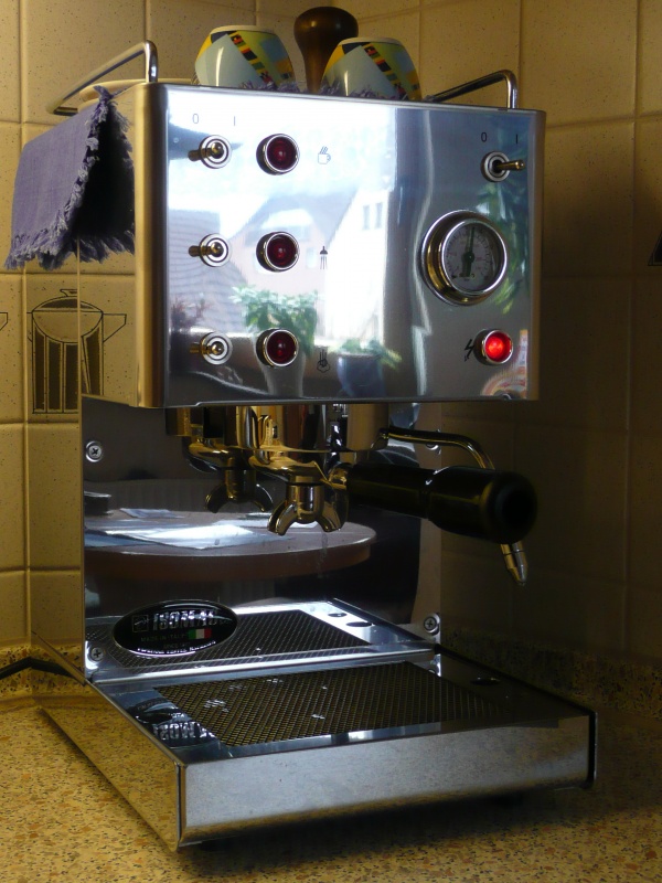 Isomac Venus – KaffeeWiki - die Wissensdatenbank rund um Espresso ...