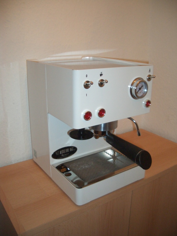 Isomac Giada Vernicato – KaffeeWiki - die Wissensdatenbank rund um ...